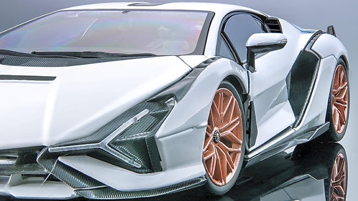 Italian Dressing: Lambo Sián & Ferrari SF90 von Bburago in 1:18 ...