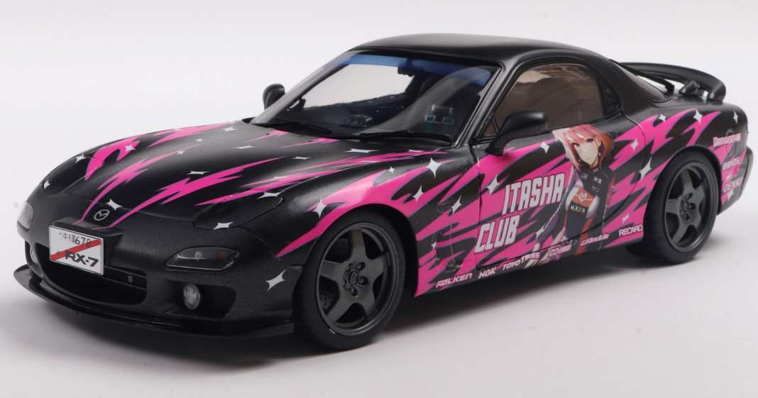 Solido goes Manga: Dieser Mazda RX7 rollt als Comic in 1:18 vor ...