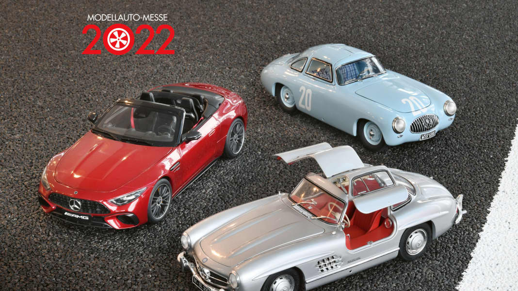 In Saus und Braus: 70 Jahre Mercedes-Benz SL in 1:18 | MODELLFAHRZEUG