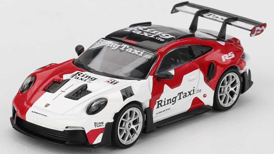 Kein Aprilscherz: Mini GT kündigt Ringtaxi des 911 (992) in 1:64 an ...