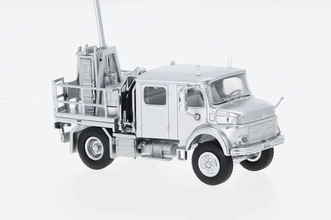 Bei Brekina sind Mercedes-Benz-Neuheiten 2024 ganz groß im Einsatz | MODELLFAHRZEUG