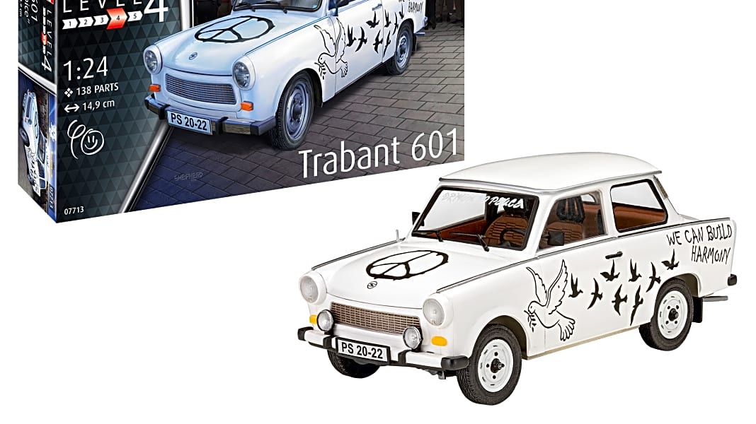 Das “Builder´s-Choice”-Modell von Revell für 2022 ist ein Trabbi ...