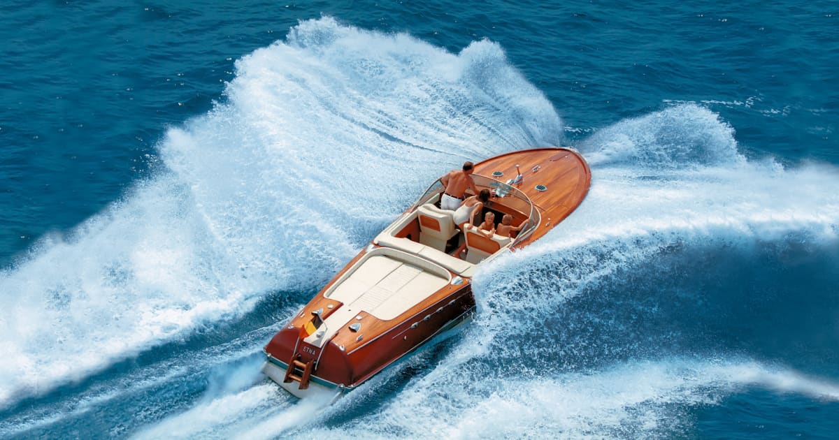 Werft-Porträt: 180 Jahre nautisches Erbe - wie sich Riva als Marke ...