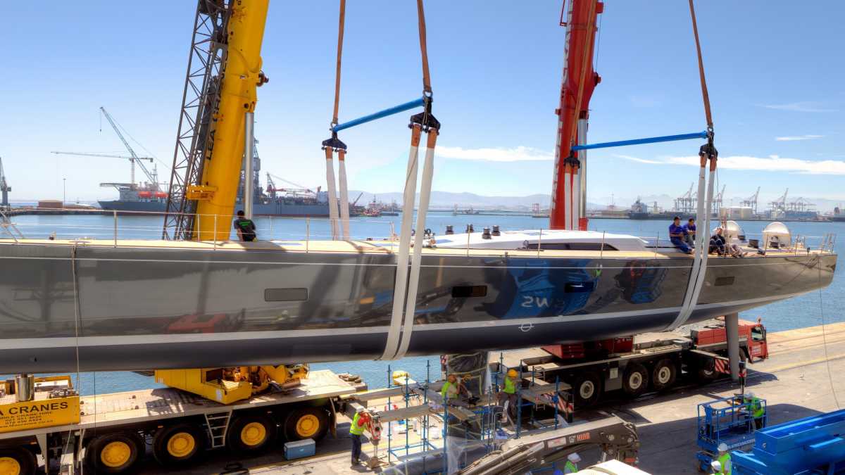 Southern Wind launched the 28-metre "Windfall" | BOOTE