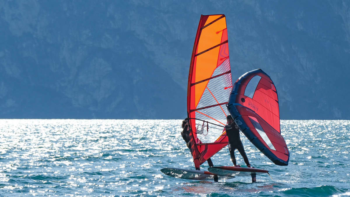 Allrounder: Crossoverboards zum Windsurfen, Wingen und Paddeln im Test ...