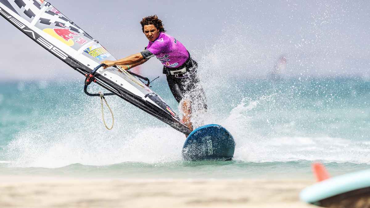 PWA World Cup Fuerteventura: Offringa nach Schrecksekunde auf WM-Kurs ...