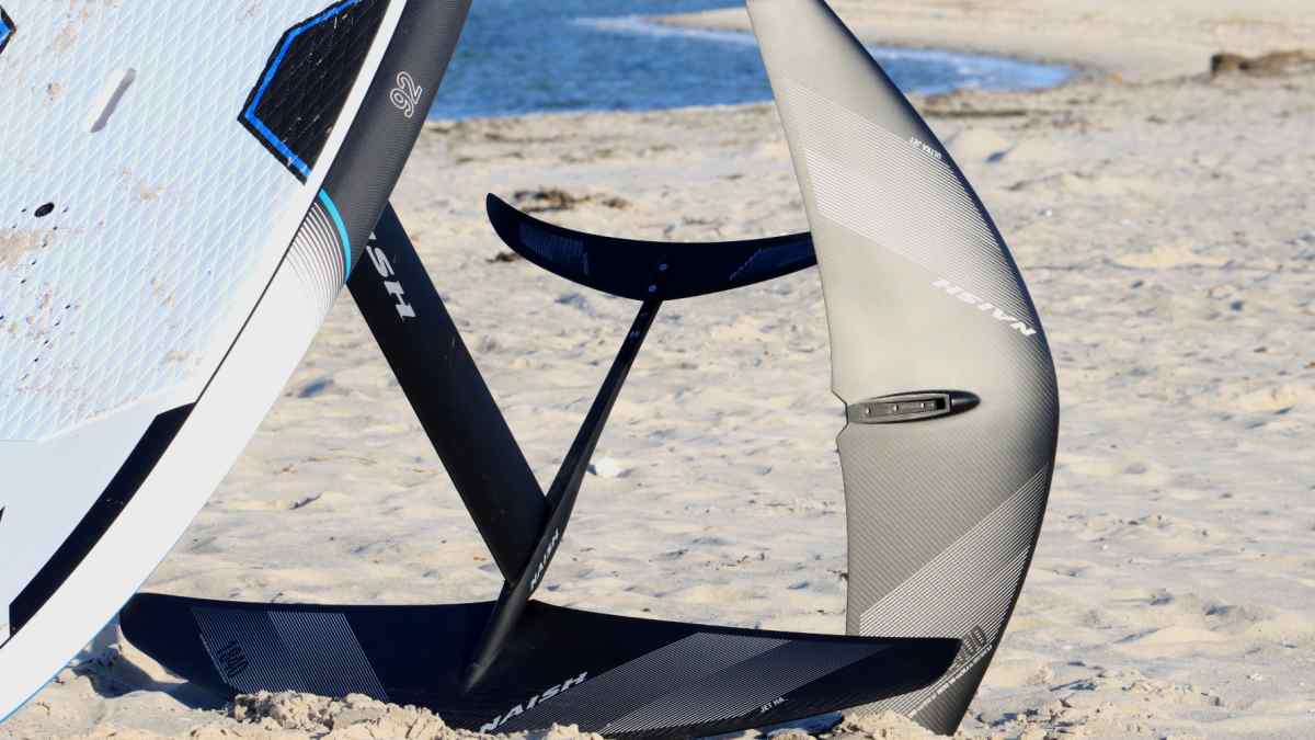 Foils: Light wind weapons - the Naish Ultra Jet and Jet HA Foil in the ...