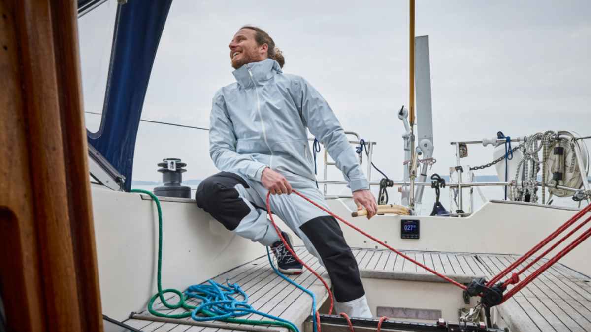 Slam OD Hooded Jacket & Long John: Leichtes Ölzeug zum fairen Preis | YACHT