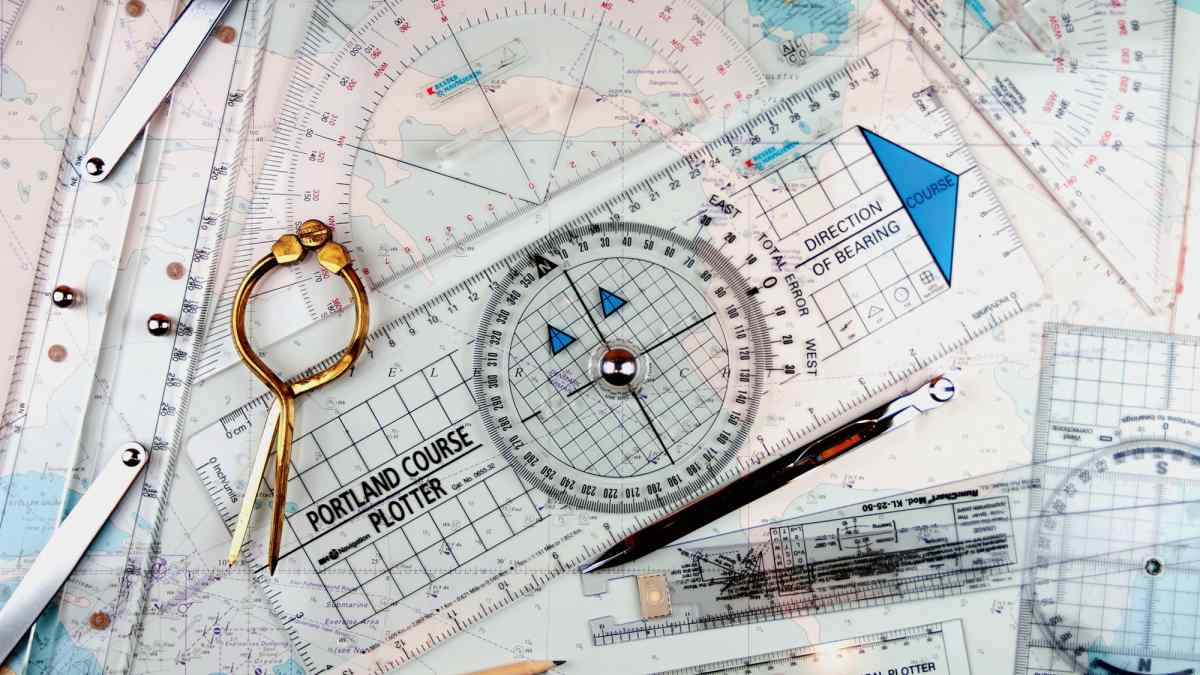 Navigation: You need these navigation tools for map work | YACHT