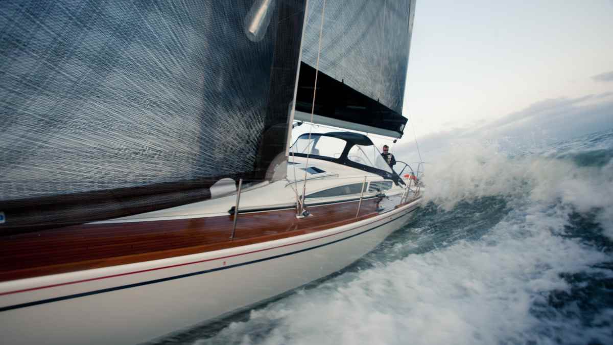 Tuning: Sailing faster made easy - 25 tips for more speed, fun and ...