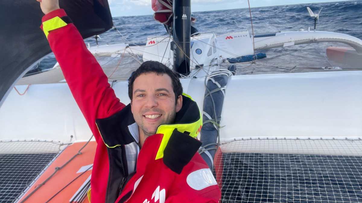 Tour du monde à la voile : "à l'envers" - record pour Guirec Soudée | YACHT