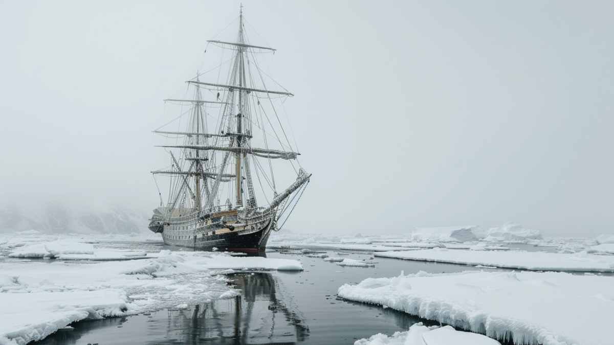 Geisterschiffe: Wie die „HMS Resolute“ aus dem Packeis ins Oval Office ...