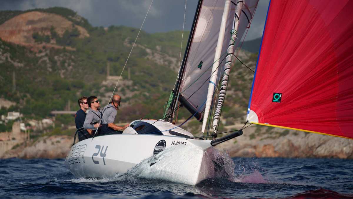 Flaar 24: The Pocket Rocket can be seen in Düsseldorf | YACHT