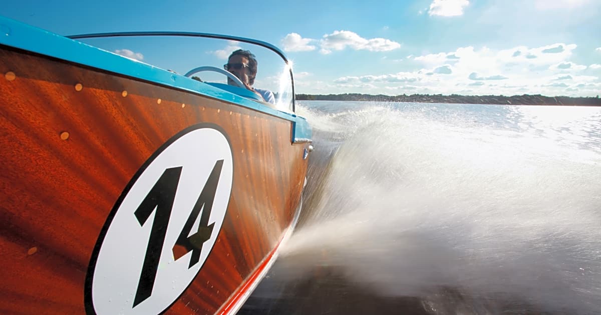 Liuzzi Star 6 als Motorboot-Klassiker - Rhapsody in blue | BOOTE