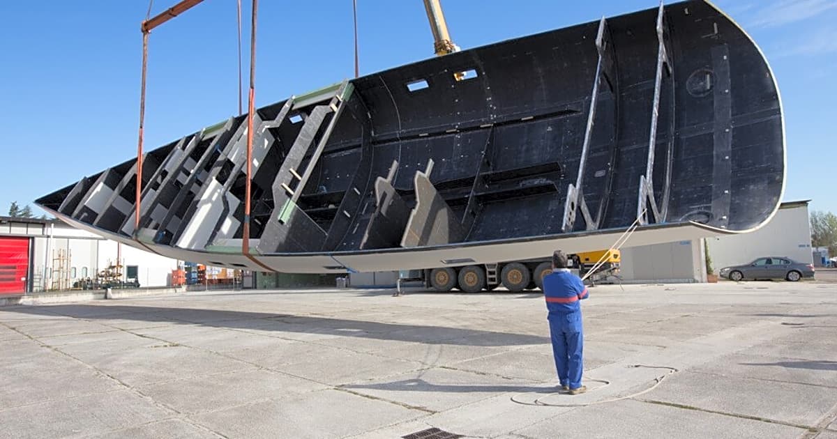 Wally 110-Rumpf gedreht | BOOTE