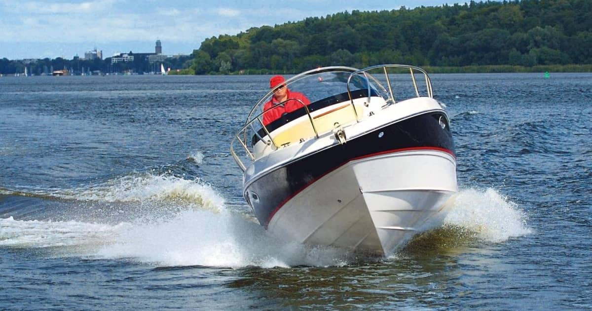 Bayliner Avanti 8 - Bayliner Avanti 8 | BOOTE