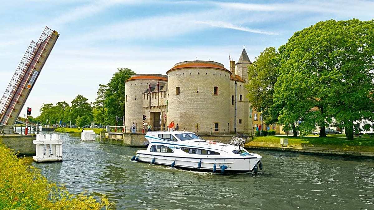 Reise: Flandern / Belgien - Zwischen den Türmen | BOOTE
