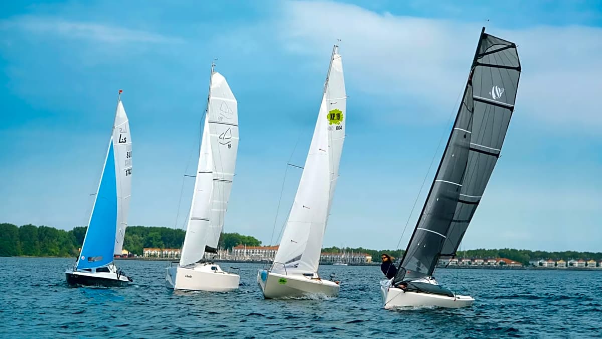 Kleinkreuzer: günstiger Einstieg – vier Mini-Tourer im Vergleich | YACHT