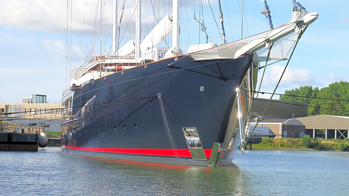 Superyachten: Jeff Bezos’ „Koru“ könnte 2023 zweitgrößte Segelyacht der ...