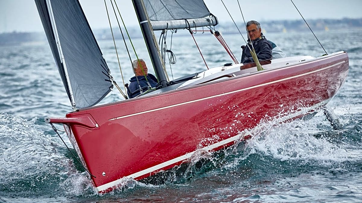 YACHT-Test: Tofinou 9.7: hübscher Daysailer für Individualisten | YACHT