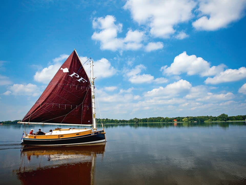 Small cruisers: compact format meets versatility | YACHT