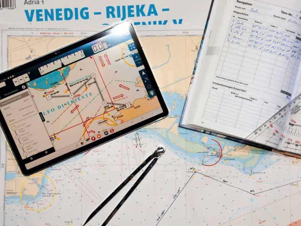Navigation beim Segeln: Navigieren auf See lernen | YACHT