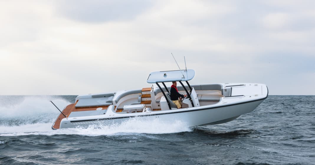 "Renaissance": Four custom tenders for one Giga | BOOTE