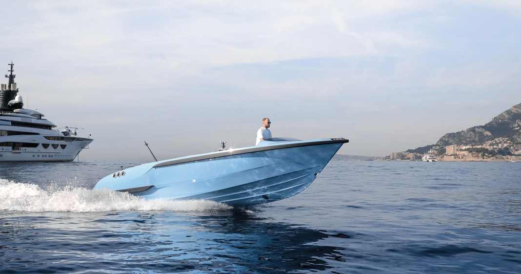 Silverline Open Limo: Yachtwerft Meyer builds customised tender | BOOTE