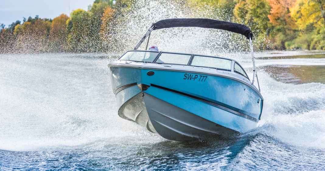 Four Winns H1: recreational athlete for family and friends | BOOTE