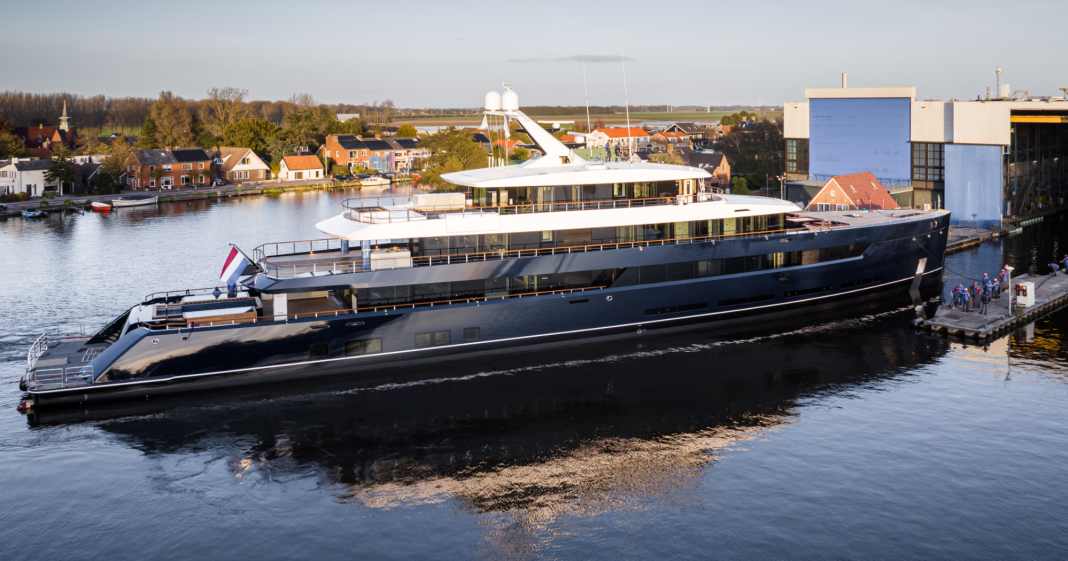 Feadship „ONE“: Nagelneue 76 Meter für 172,5 Millionen Euro | BOOTE