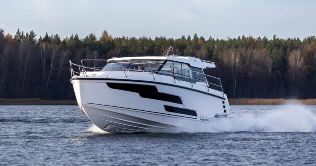 Aquador 400 HT: The first pictures of the largest Aquador | BOOTE