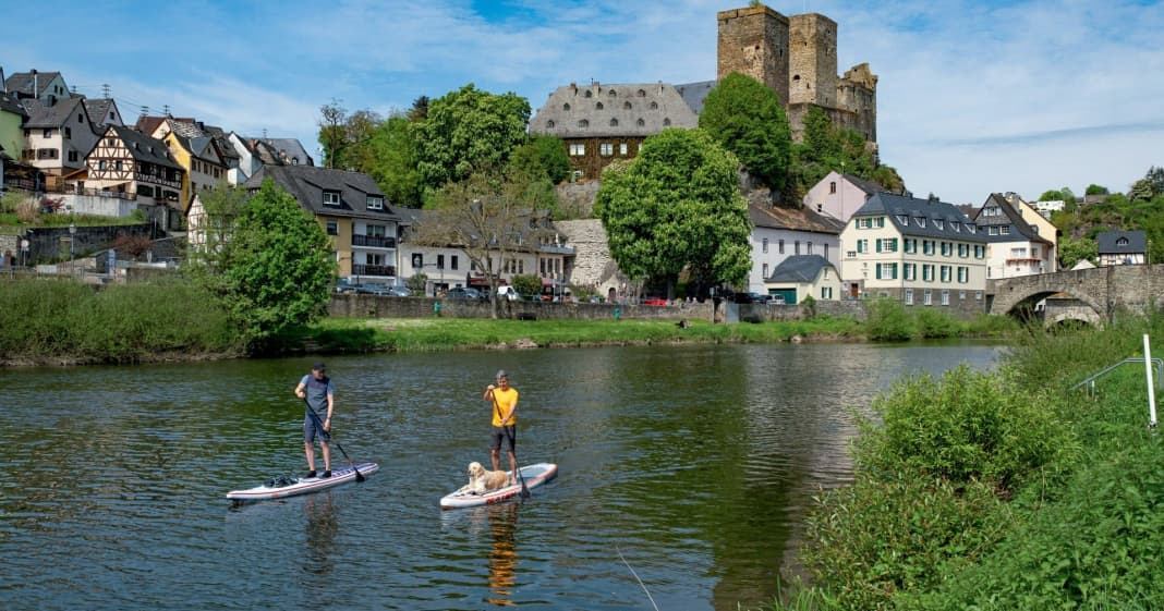SUP & der Fluss: Die schönste Flusstour auf der Lahn | SURF