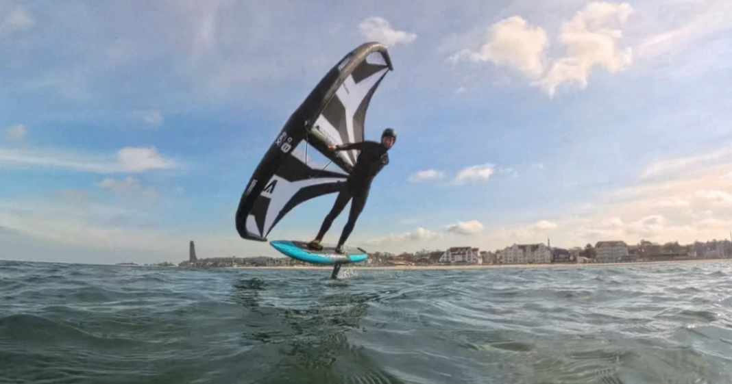 Wings: Mega power for light winds - test of the Armstrong A-Wing XPS ...