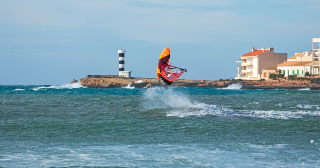 Spot guide Balearics: The best windsurfing spots on Mallorca | SURF