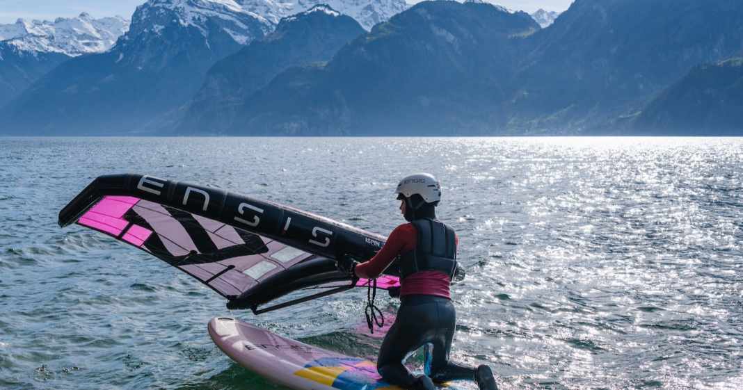 Ensis Samba: Schul-Board für Windsurfen, Wingen und als SUP | SURF