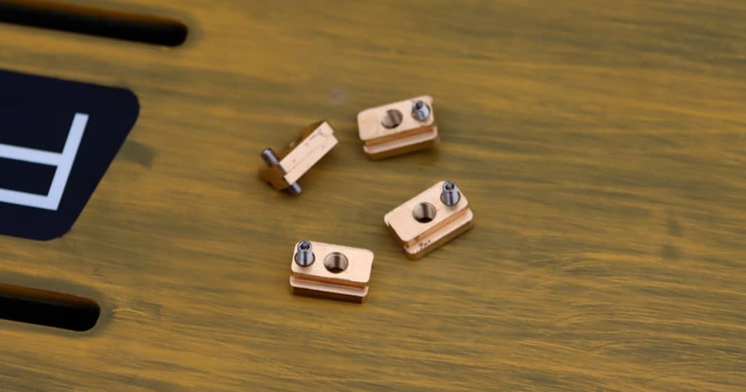 Ausprobiert: Einfache Foil-Montage mit den Locking T-Nuts | SURF