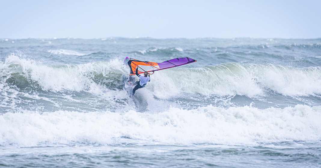PWA Youth World Cup: Wave supersession and slalom kick-off in Cold ...