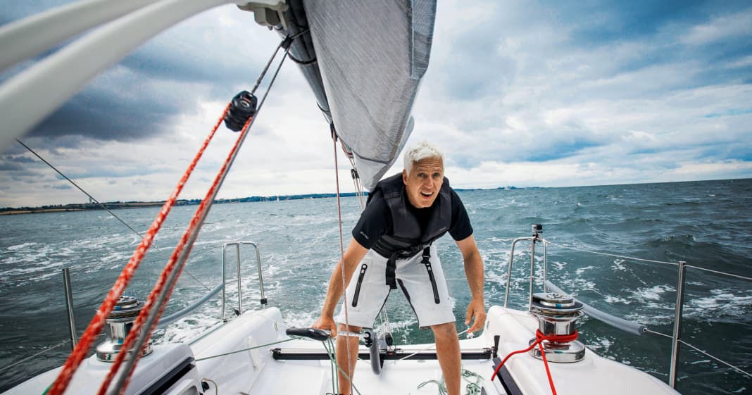 Single-handed sailing: Professional tips for solo sailors | YACHT