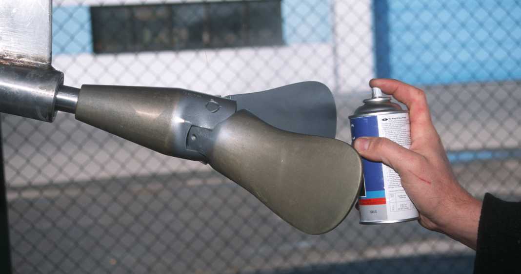 Antifouling: Propeller fouling protection - what you need to know | YACHT