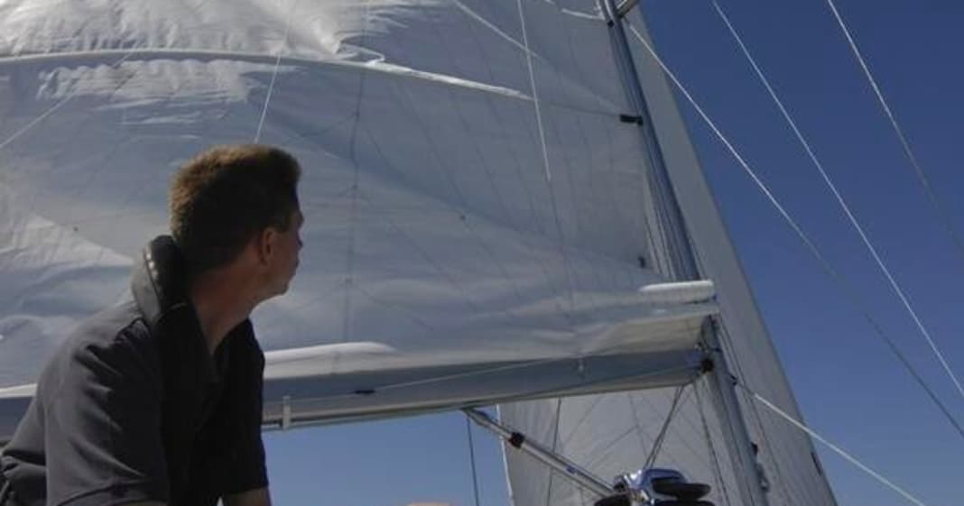 Practice: Sail recovery made easy | YACHT