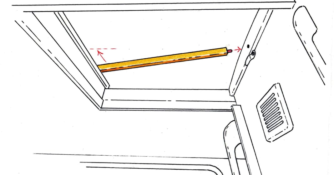 Reader tip of the week: Locking the sliding hatch from the inside | YACHT
