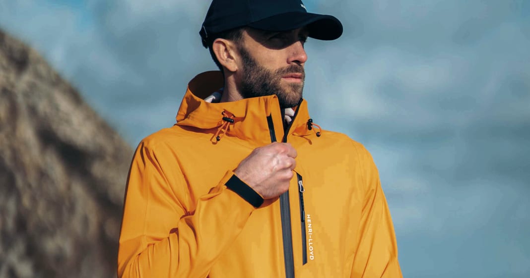 Clothing: Lightweight oilskins with a small pack size | YACHT