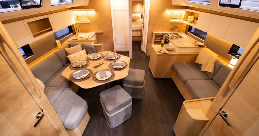 Dufour 44 : un miracle d'espace avec beaucoup de place pour l ...