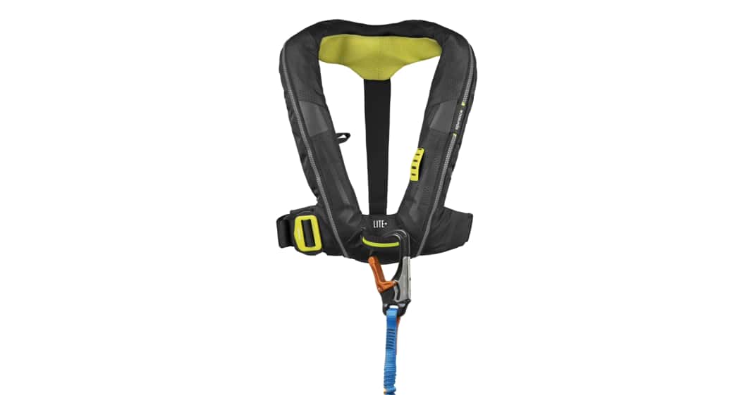 Safety: Lightweight lifejacket from Spinlock with 275 Newton buoyancy ...