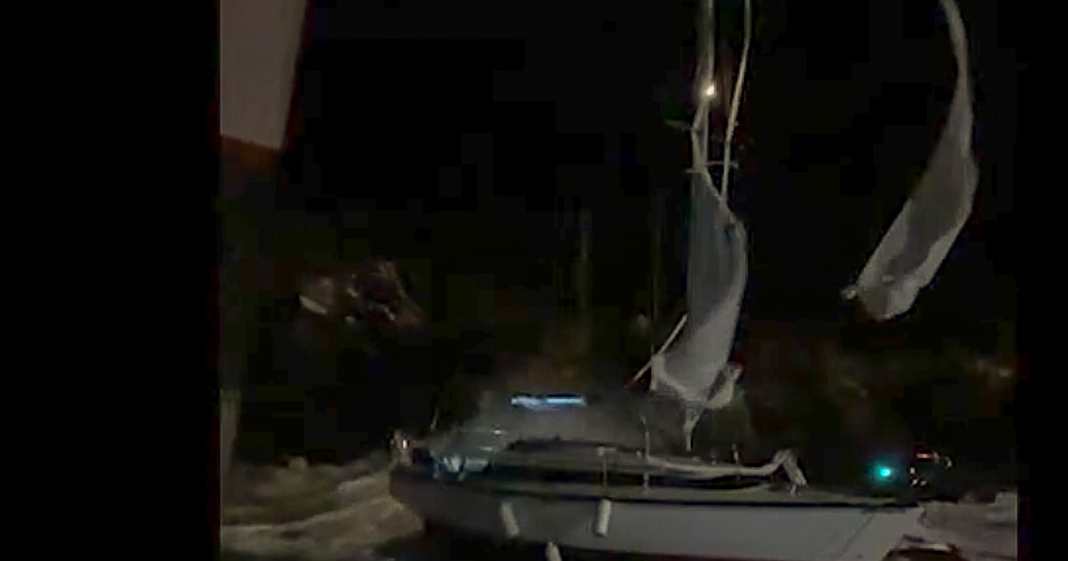 Accident: Dramatic rescue of a sailing crew by the US Coast Guard | YACHT