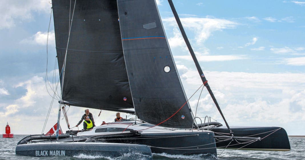 "Black Marlin": Fast trimaran for touring and Silverrudder | YACHT