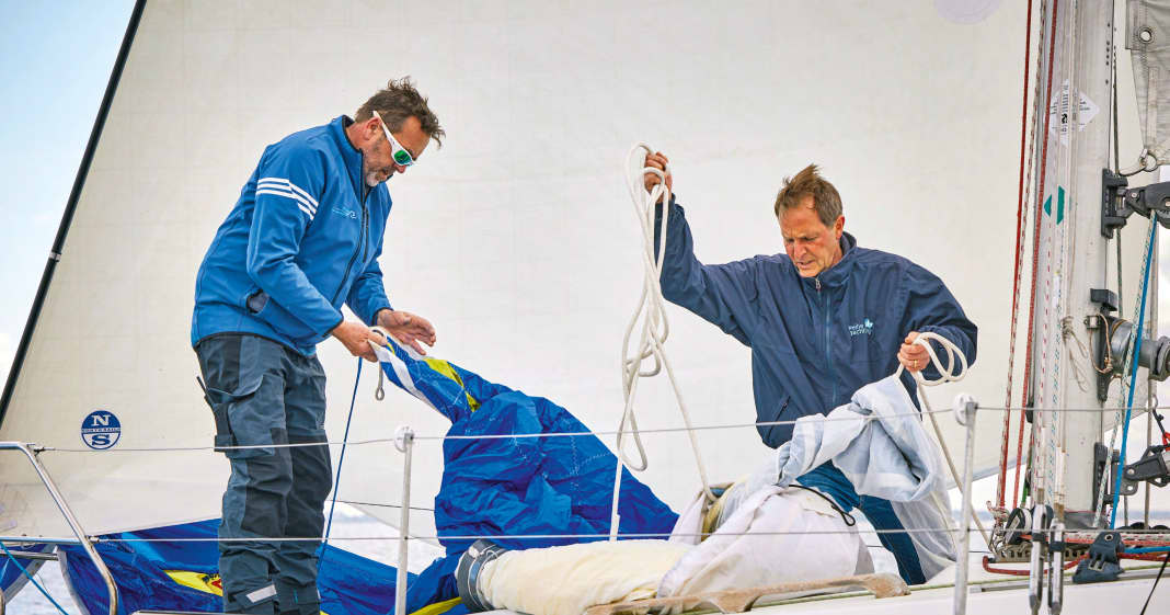 Richtig mit Gennaker & Co segeln - Segelprofi Tim Kröger zeigt wie | YACHT