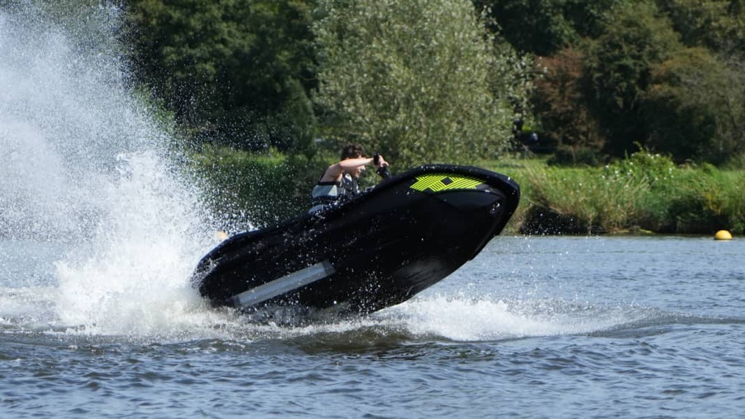 RXP-X RS und Spark Trixx: Überzeugen die Sea-Doo Jetboote des Marktführers? | BOOTE