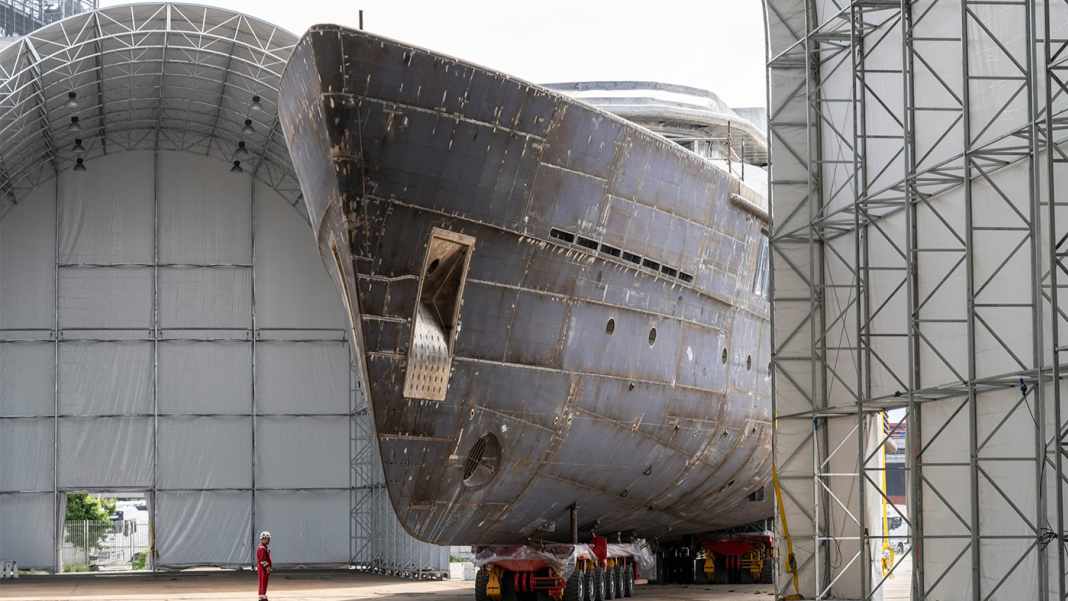CRN unveils 70-metre superyacht Project Thunderball | BOOTE