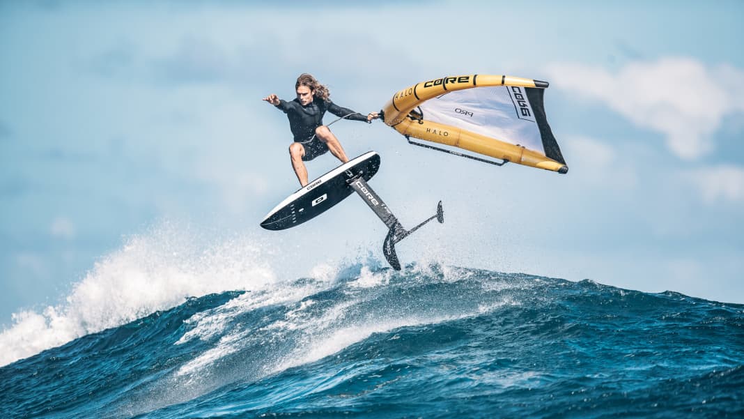 Novelty: Core Roamer S - new board model for wingfoil cracks | SURF